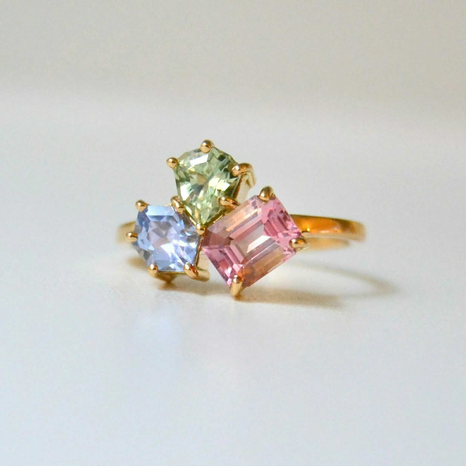 Pastel ring with sapphires - Anpé Atelier CPH