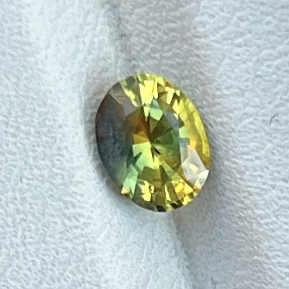 91. Bi-color sapphire (heated) - 1.18ct - Anpé Atelier CPH