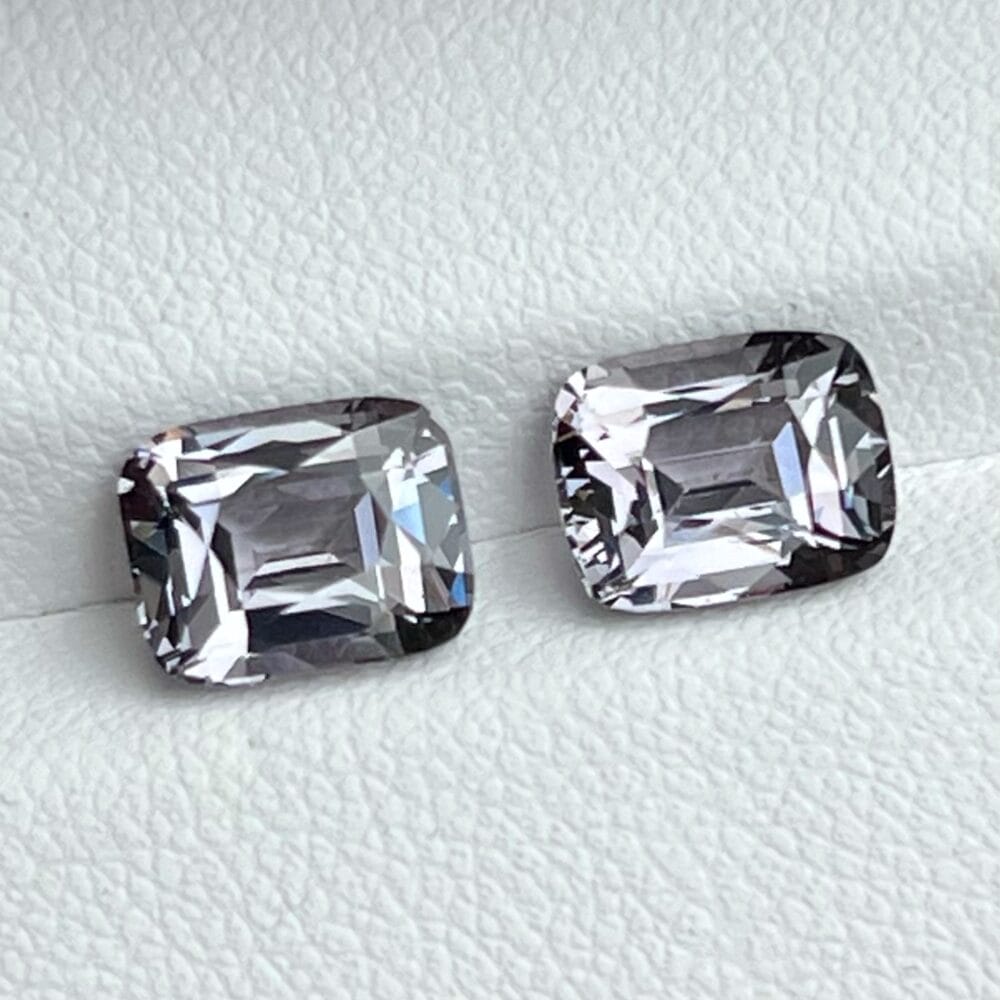 74. Grey spinel pair (unheated) - 4.11ct total - Anpé Atelier CPH