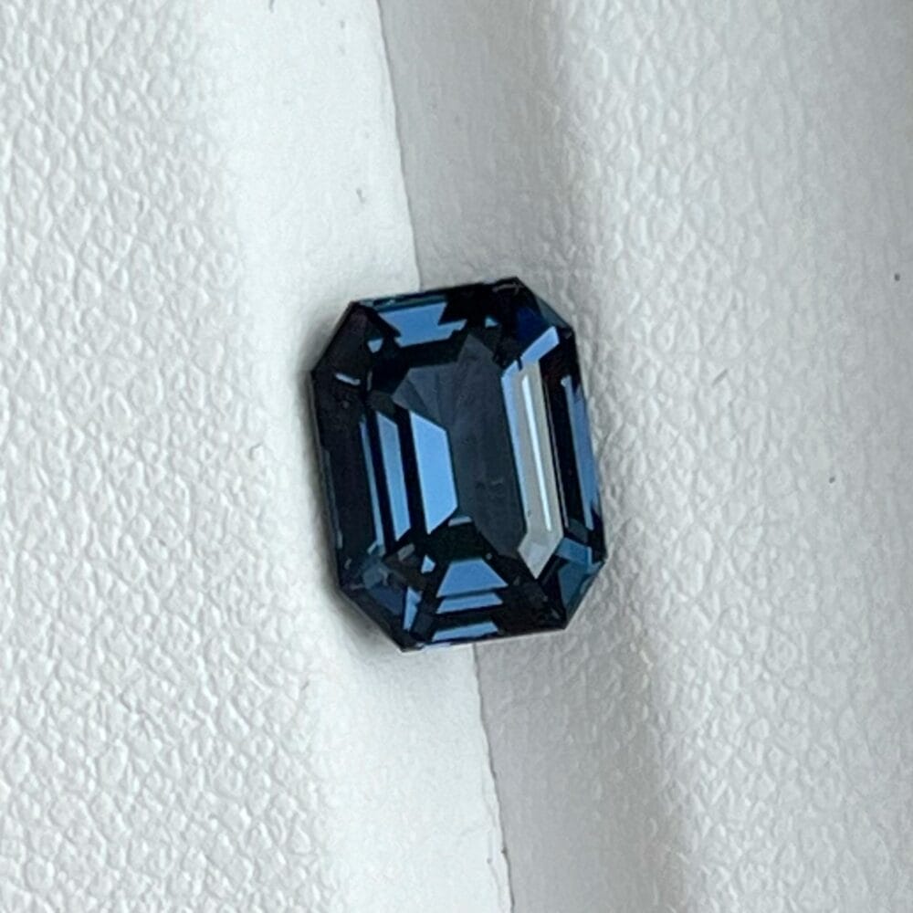 47. Dark blue spinel (unheated) - 2.58ct - Anpé Atelier CPH