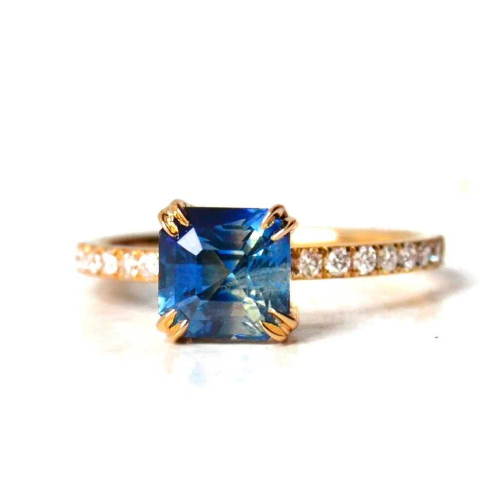 Bi-Color Sapphire Engagement Ring - Anpé Atelier CPH